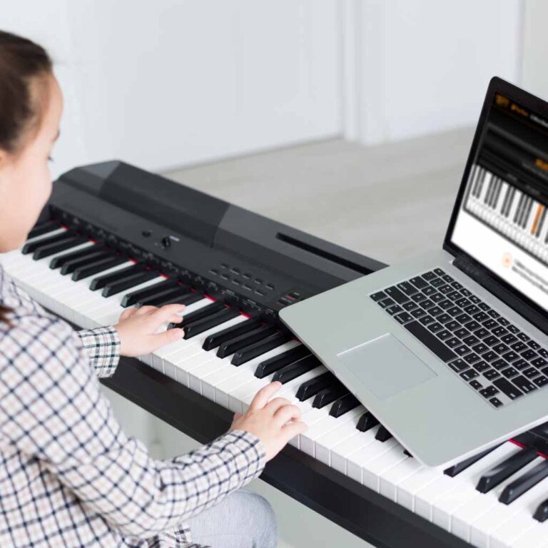 LESSON 3.2. Whole And Half Steps | Virtual Piano