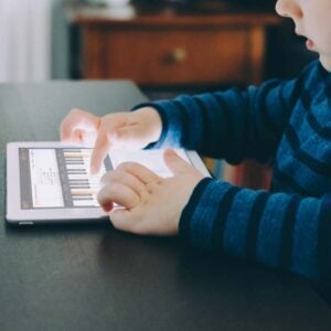 Play Merry Go Round of Life Music Sheet | Play on Virtual Piano